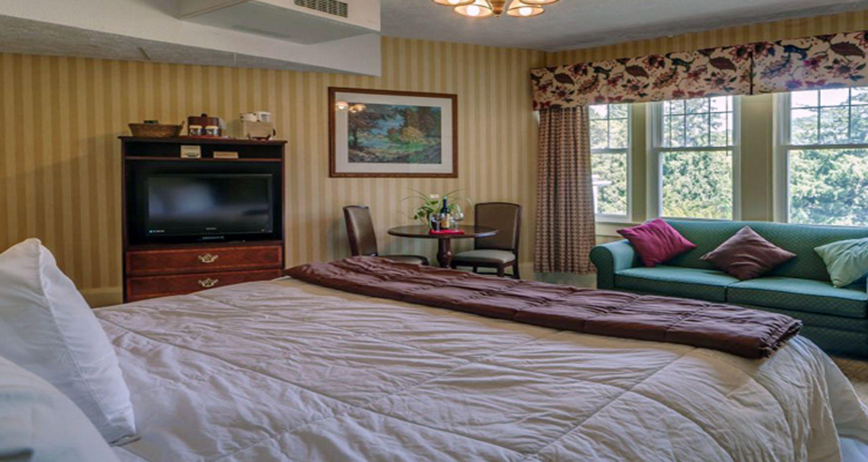 SHAWNEE INN AND GOLF RESORT SHAWNEE ON DELAWARE: LOW RATES, SAVE ON ...